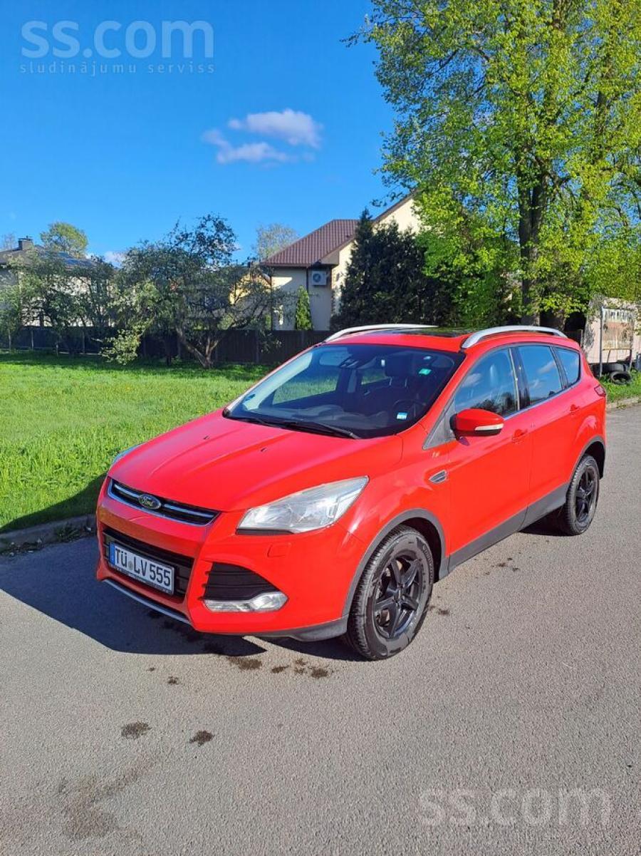 Sarkans Ford Kuga 2014 Rīga, ar dzinēja tilpumu 2.00 L un nobraukumu 217 tūkst. km par 10900 €, foto 1 vietnē AUTOMOTO.COM.LV