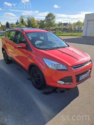 Sarkans Ford Kuga 2014 Rīga, ar dzinēja tilpumu 2.00 L un nobraukumu 217 tūkst. km par 10900 €, foto 3 vietnē AUTOMOTO.COM.LV