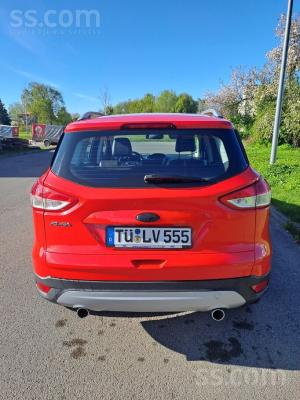 Sarkans Ford Kuga 2014 Rīga, ar dzinēja tilpumu 2.00 L un nobraukumu 217 tūkst. km par 10900 €, foto 4 vietnē AUTOMOTO.COM.LV