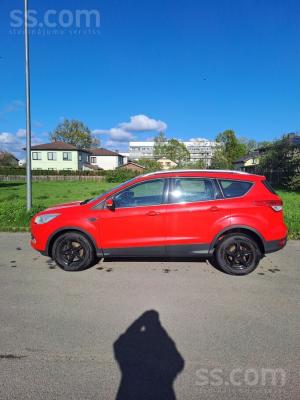 Sarkans Ford Kuga 2014 Rīga, ar dzinēja tilpumu 2.00 L un nobraukumu 217 tūkst. km par 10900 €, foto 7 vietnē AUTOMOTO.COM.LV