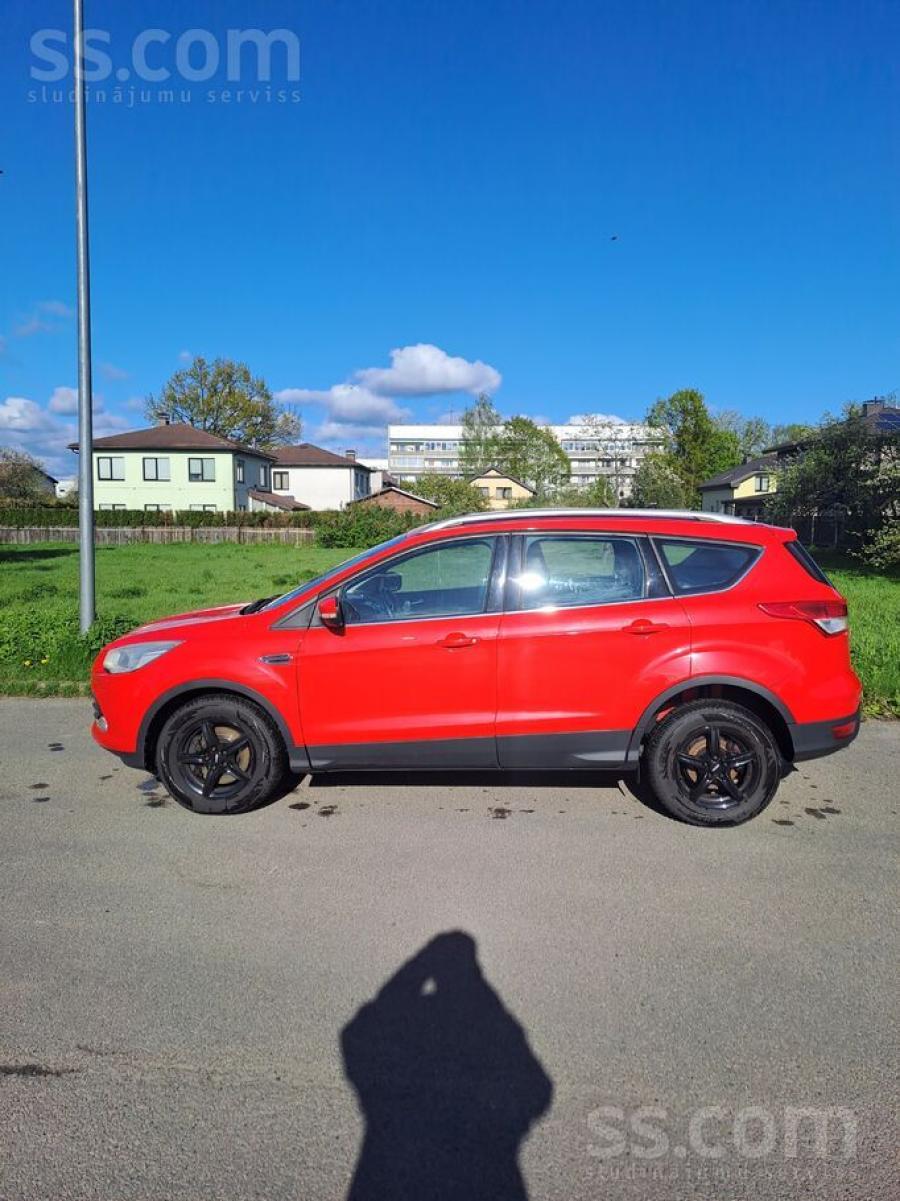 Sarkans Ford Kuga 2014 Rīga, ar dzinēja tilpumu 2.00 L un nobraukumu 217 tūkst. km par 10900 €, foto 7 vietnē AUTOMOTO.COM.LV