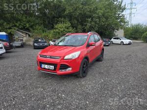 Red Ford Kuga 2014 in Riga, with an engine capacity of 2.00 L and mileage of 217 thousand km for 9990 €, photo 4 on AUTOMOTO.COM.LV