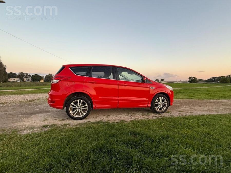 Red Ford Kuga 2015 in Jelgava, with an engine capacity of 2.00 L and mileage of 253 thousand km for 8400 €, photo 6 on AUTOMOTO.COM.LV