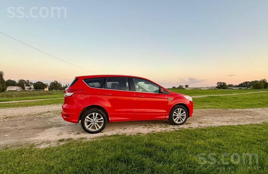 Red Ford Kuga 2015 in Jelgava, with an engine capacity of 2.00 L and mileage of 253 thousand km for 8400 €, photo 10 on AUTOMOTO.COM.LV