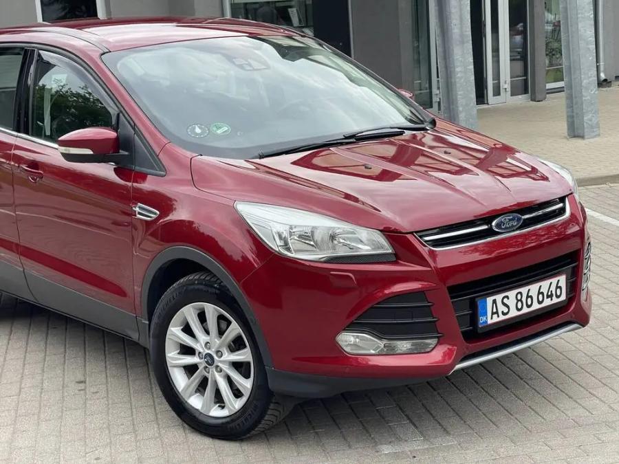 Red Ford Kuga 2015 in Jurmala, with an engine capacity of 1.50 L and mileage of 245 thousand km for 7250 €, photo 4 on AUTOMOTO.COM.LV