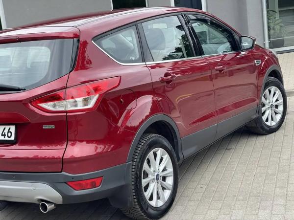 Red Ford Kuga 2015 in Jurmala, with an engine capacity of 1.50 L and mileage of 245 thousand km for 7250 €, photo 8 on AUTOMOTO.COM.LV