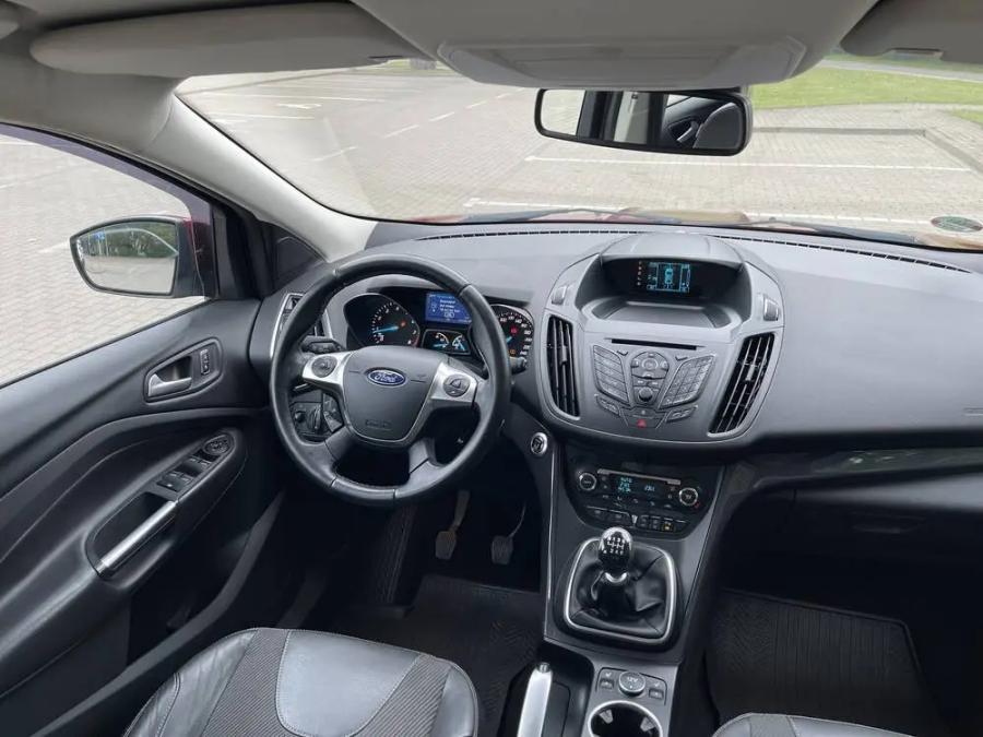 Red Ford Kuga 2015 in Jurmala, with an engine capacity of 1.50 L and mileage of 245 thousand km for 7250 €, photo 28 on AUTOMOTO.COM.LV