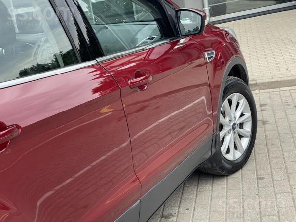 Red Ford Kuga 2015 in Jurmala, with an engine capacity of 1.50 L and mileage of 0 thousand km for 7250 €, photo 2 on AUTOMOTO.COM.LV