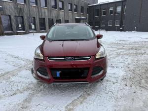 Red Ford Kuga 2016 in Taurage, with an engine capacity of 2.00 L and mileage of 258 thousand km for 7800 €, photo 2 on AUTOMOTO.COM.LV