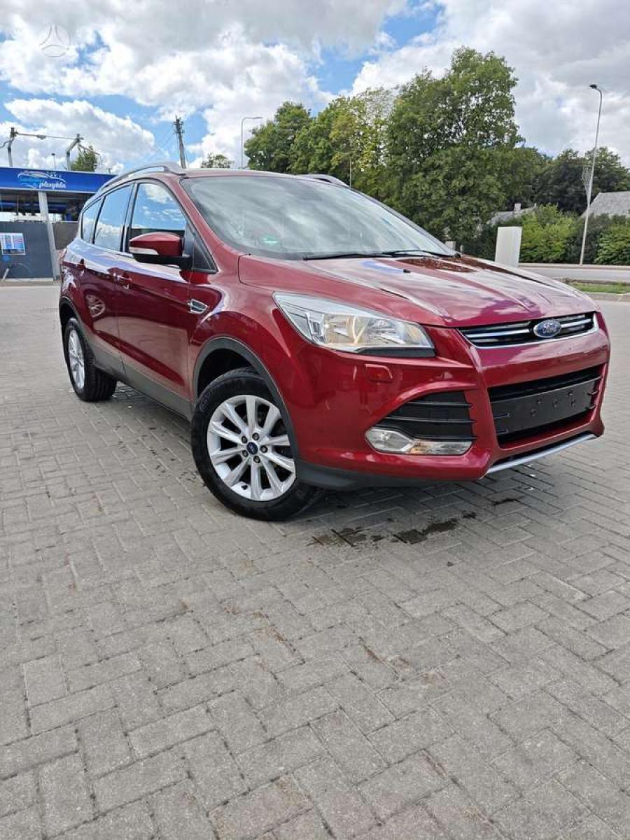 Red Ford Kuga 2016 in Taurage, with an engine capacity of 1.50 L and mileage of 167 thousand km for 6850 €, photo 1 on AUTOMOTO.COM.LV