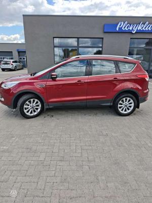 Red Ford Kuga 2016 in Taurage, with an engine capacity of 1.50 L and mileage of 167 thousand km for 6850 €, photo 5 on AUTOMOTO.COM.LV