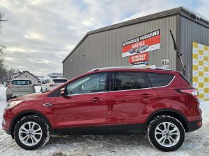 Red Ford Kuga 2017 in Siauliai, with an engine capacity of 1.50 L and mileage of 120 thousand km for 11950 €, photo 7 on AUTOMOTO.COM.LV