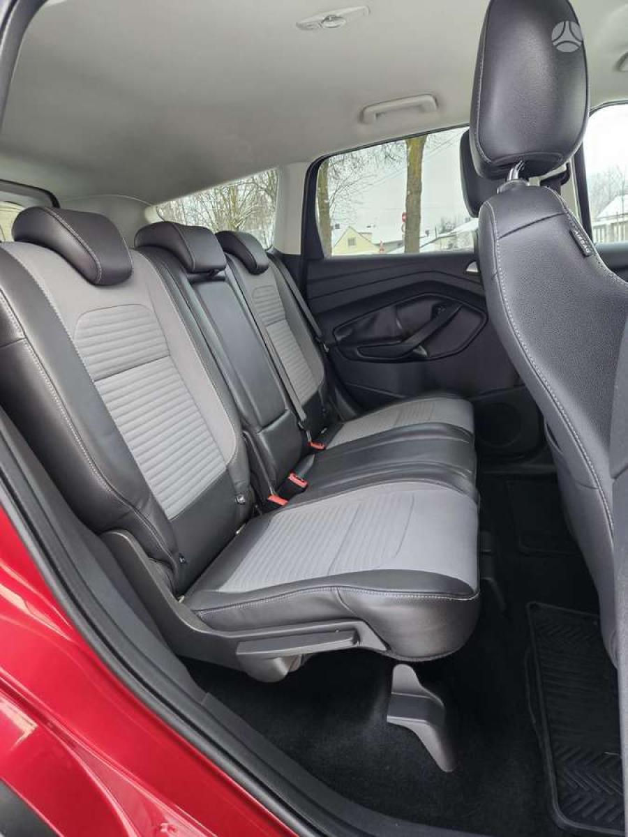Red Ford Kuga 2017 in Siauliai, with an engine capacity of 1.50 L and mileage of 120 thousand km for 11950 €, photo 18 on AUTOMOTO.COM.LV