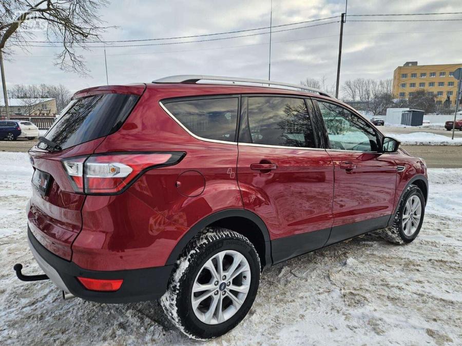 Red Ford Kuga 2017 in Siauliai, with an engine capacity of 1.50 L and mileage of 120 thousand km for 11950 €, photo 9 on AUTOMOTO.COM.LV