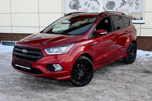 Sarkans Ford Kuga 2017 Kretinga, ar dzinēja tilpumu 2.00 L un nobraukumu 203 tūkst. km par 11999 €, foto  vietnē AUTOMOTO.COM.LV