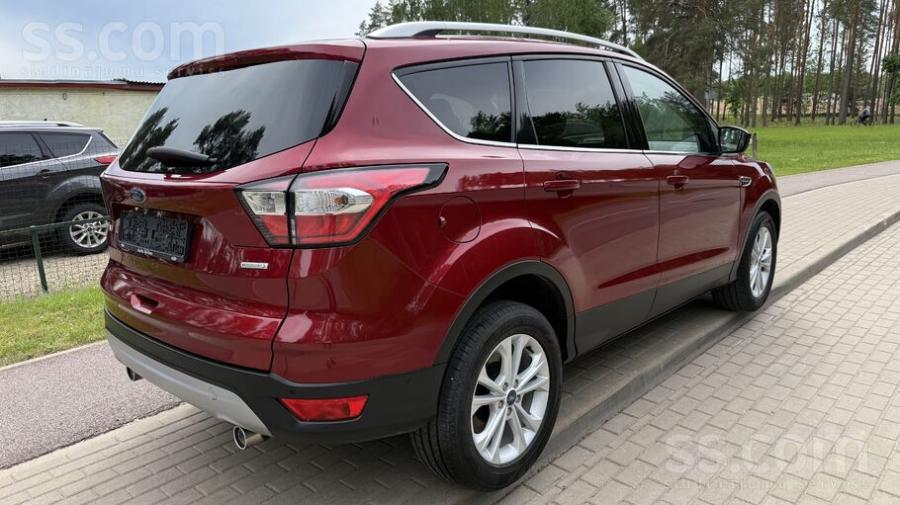 Sarkans Ford Kuga 2017 Valmiera, ar dzinēja tilpumu 1.50 L un nobraukumu 187 tūkst. km par 10800 €, foto 3 vietnē AUTOMOTO.COM.LV