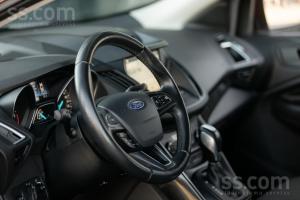 Sarkans Ford Kuga 2017 Jelgava, ar dzinēja tilpumu 2.00 L un nobraukumu 252 tūkst. km par 12999 €, foto 14 vietnē AUTOMOTO.COM.LV