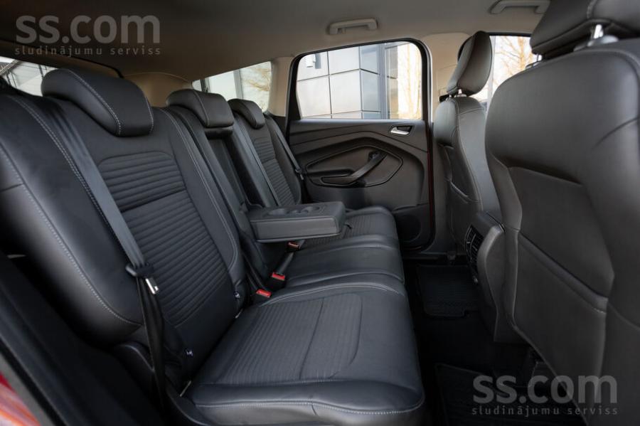 Sarkans Ford Kuga 2017 Jelgava, ar dzinēja tilpumu 2.00 L un nobraukumu 252 tūkst. km par 12999 €, foto 17 vietnē AUTOMOTO.COM.LV