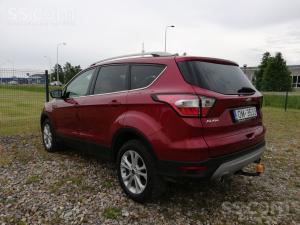 Sarkans Ford Kuga 2017 Saldus, ar dzinēja tilpumu 2.00 L un nobraukumu 263 tūkst. km par 10700 €, foto 20 vietnē AUTOMOTO.COM.LV