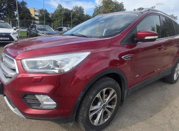 Sarkans Ford Kuga 2017 Marijampole, ar dzinēja tilpumu 1.50 L un nobraukumu 155 tūkst. km par 6200 €, foto 1 vietnē AUTOMOTO.COM.LV