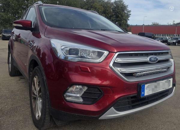 Sarkans Ford Kuga 2017 Marijampole, ar dzinēja tilpumu 1.50 L un nobraukumu 155 tūkst. km par 6200 €, foto 6 vietnē AUTOMOTO.COM.LV