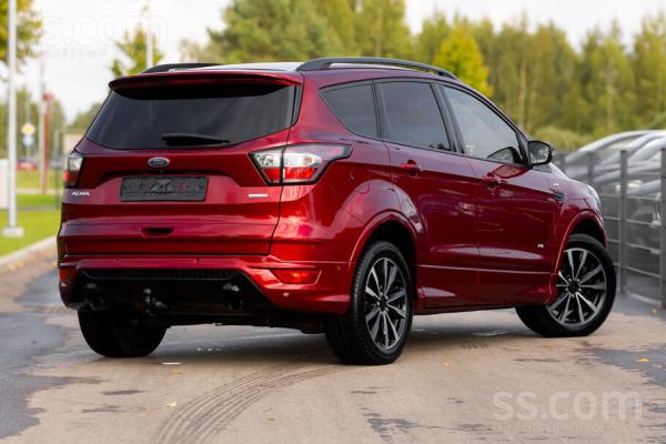 Ford Kuga 2017 Jelgava vietnÄ Sarkans Ford Kuga 2017 Jelgava, ar dzinÄja tilpumu 1.50 L un nobraukumu 0 tÅ«kst. km par 13500 ā¬, foto 4 vietnÄ AUTOMOTO.COM.LV