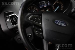 Sarkans Ford Kuga 2017 Jelgava, ar dzinēja tilpumu 1.50 L un nobraukumu 0 tūkst. km par 13500 €, foto 28 vietnē AUTOMOTO.COM.LV