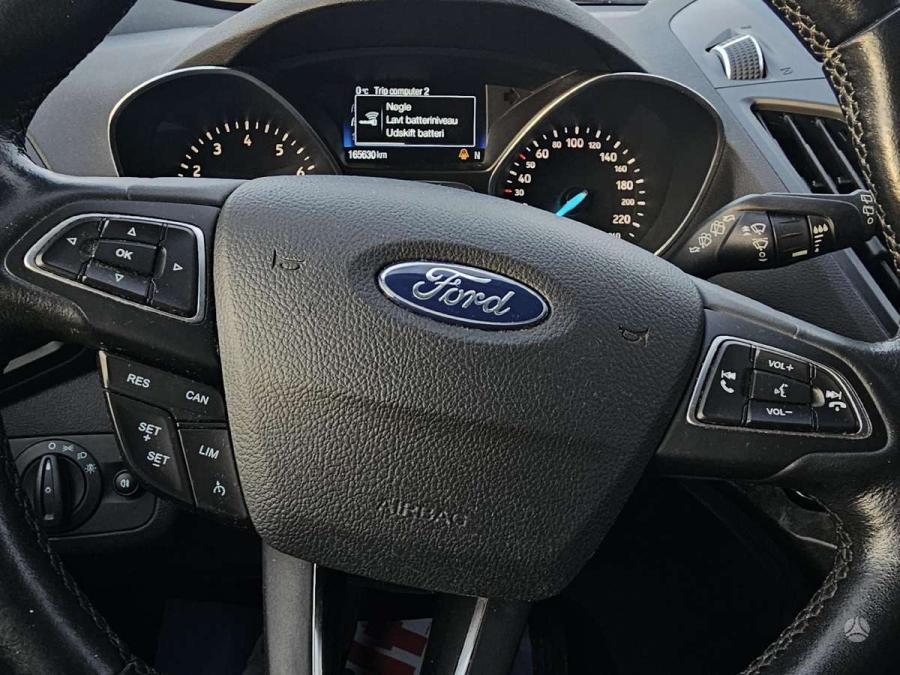 Sarkans Ford Kuga 2018 Pakruojis, ar dzinēja tilpumu 1.50 L un nobraukumu 166 tūkst. km par 8900 €, foto 16 vietnē AUTOMOTO.COM.LV