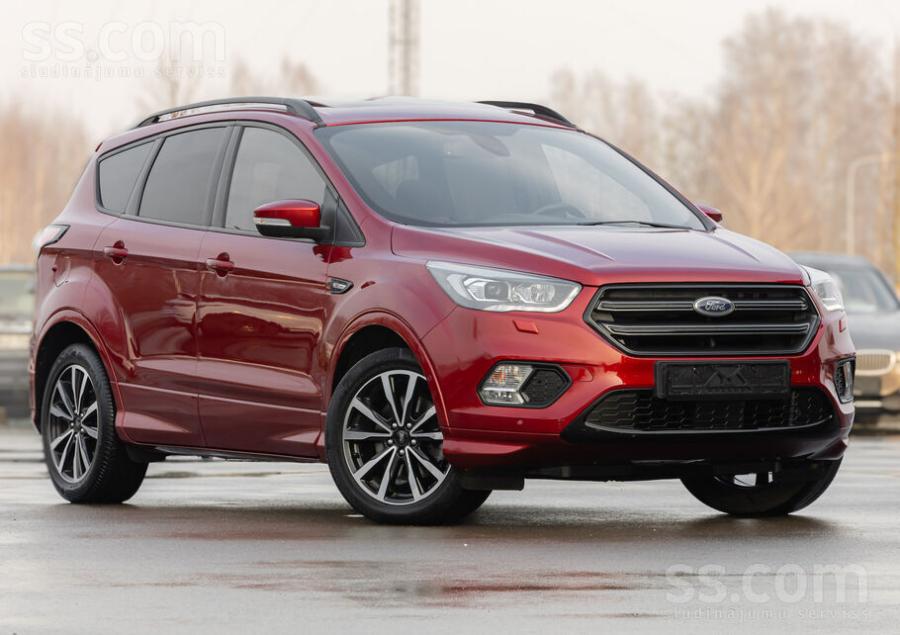 Red Ford Kuga 2018 in Jelgava, with an engine capacity of 2.00 L and mileage of 0 thousand km for 12950 €, photo 4 on AUTOMOTO.COM.LV