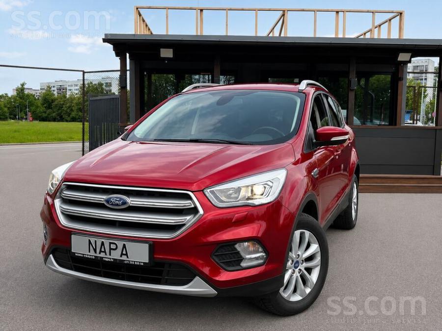 Red Ford Kuga 2018 in Riga, with an engine capacity of 1.50 L and mileage of 156 thousand km for 12700 €, photo 1 on AUTOMOTO.COM.LV
