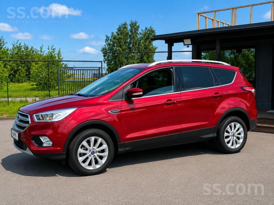 Red Ford Kuga 2018 in Riga, with an engine capacity of 1.50 L and mileage of 156 thousand km for 12700 €, photo 4 on AUTOMOTO.COM.LV