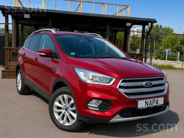 Red Ford Kuga 2018 in Riga, with an engine capacity of 1.50 L and mileage of 156 thousand km for 12700 €, photo 4 on AUTOMOTO.COM.LV