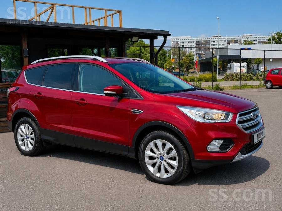 Red Ford Kuga 2018 in Riga, with an engine capacity of 1.50 L and mileage of 156 thousand km for 12700 €, photo 6 on AUTOMOTO.COM.LV