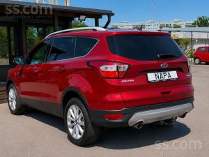 Red Ford Kuga 2018 in Riga, with an engine capacity of 1.50 L and mileage of 156 thousand km for 12700 €, photo 7 on AUTOMOTO.COM.LV