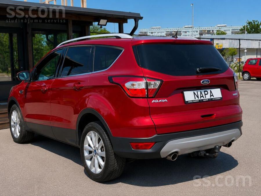 Red Ford Kuga 2018 in Riga, with an engine capacity of 1.50 L and mileage of 156 thousand km for 12700 €, photo 7 on AUTOMOTO.COM.LV