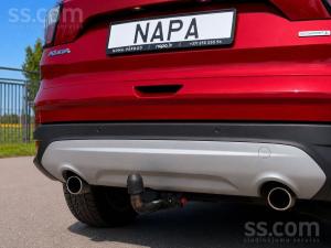 Red Ford Kuga 2018 in Riga, with an engine capacity of 1.50 L and mileage of 156 thousand km for 12700 €, photo 10 on AUTOMOTO.COM.LV