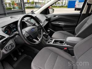 Red Ford Kuga 2018 in Riga, with an engine capacity of 1.50 L and mileage of 156 thousand km for 12700 €, photo 15 on AUTOMOTO.COM.LV