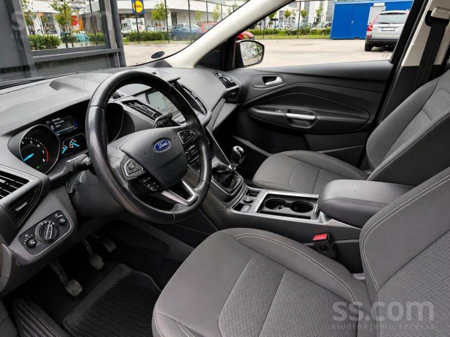 Red Ford Kuga 2018 in Riga, with an engine capacity of 1.50 L and mileage of 156 thousand km for 12700 €, photo 15 on AUTOMOTO.COM.LV