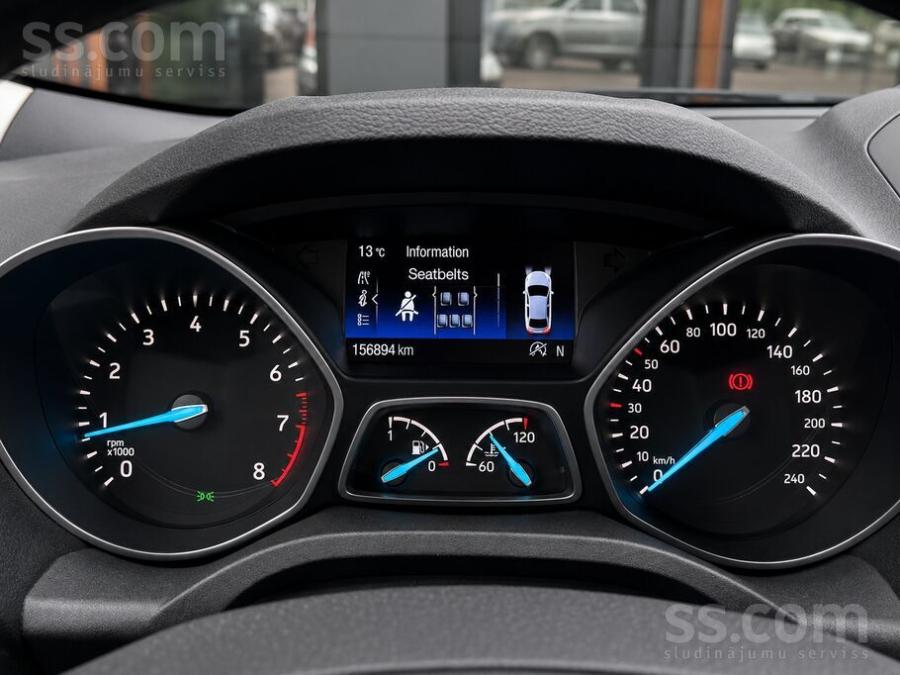 Red Ford Kuga 2018 in Riga, with an engine capacity of 1.50 L and mileage of 156 thousand km for 12700 €, photo 22 on AUTOMOTO.COM.LV