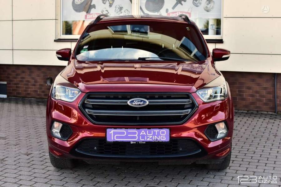 Красный Форд Куга 2018 в Кретинга, объемом двигателя 1.50 л и пробегом 110 тыс. км за 12500 €, фото 4 на AUTOMOTO.COM.LV