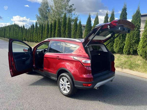 Sarkans Ford Kuga 2019 Viļņa, ar dzinēja tilpumu 2.00 L un nobraukumu 181 tūkst. km par 13800 €, foto 3 vietnē AUTOMOTO.COM.LV