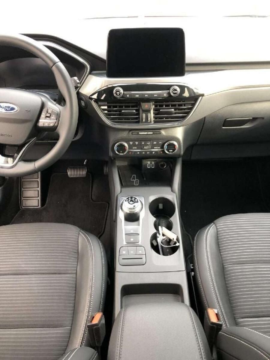 Sarkans Ford Kuga 2021 Kauņa, ar dzinēja tilpumu 2.50 L un nobraukumu 55 tūkst. km par 26417 €, foto 10 vietnē AUTOMOTO.COM.LV