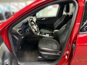 Red Ford Kuga 2021 in Kaunas, with an engine capacity of 2.50 L and mileage of 79 thousand km for 25995 €, photo 7 on AUTOMOTO.COM.LV