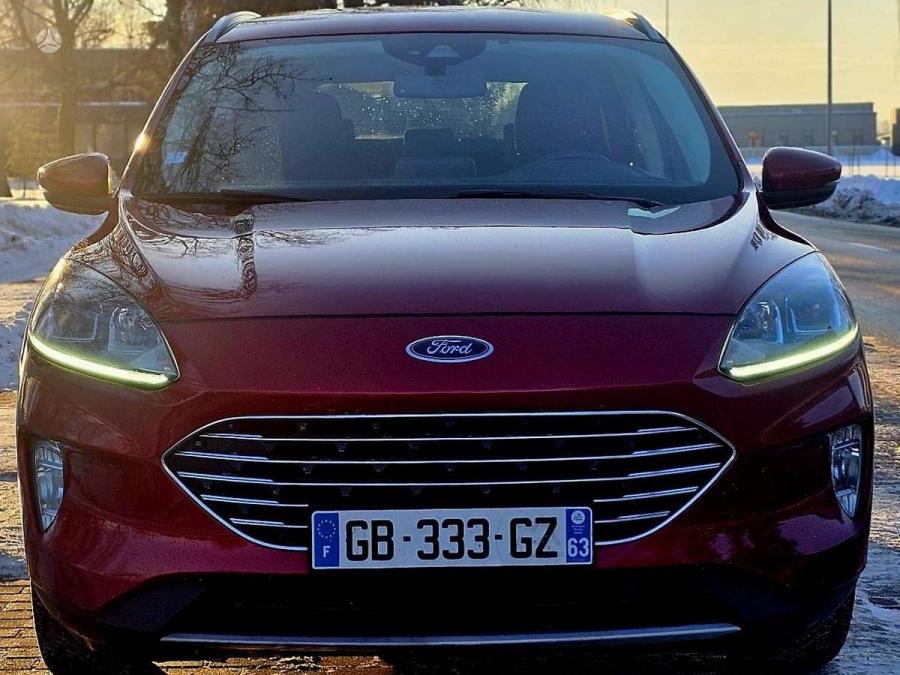Sarkans Ford Kuga 2021 Tauragė, ar dzinēja tilpumu 2.00 L un nobraukumu 197 tūkst. km par 9800 €, foto 2 vietnē AUTOMOTO.COM.LV