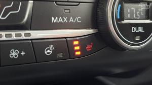 Red Ford Kuga 2021 in Marijampole, with an engine capacity of 2.50 L and mileage of 216 thousand km for 15990 €, photo 14 on AUTOMOTO.COM.LV