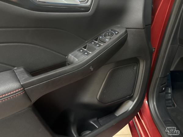 Red Ford Kuga 2021 in Vilnius, with an engine capacity of 1.50 L and mileage of 58 thousand km for 19500 €, photo 9 on AUTOMOTO.COM.LV