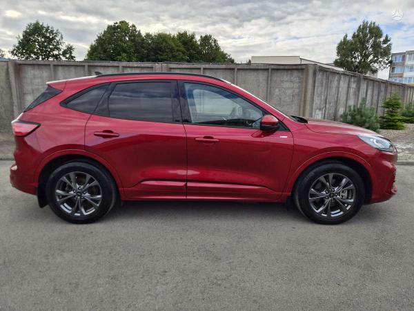 Sarkans Ford Kuga 2021 Mažeikiai, ar dzinēja tilpumu 2.50 L un nobraukumu 108 tūkst. km par 15900 €, foto 5 vietnē AUTOMOTO.COM.LV