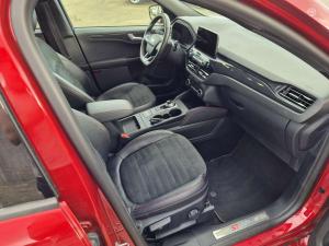 Sarkans Ford Kuga 2021 Mažeikiai, ar dzinēja tilpumu 2.50 L un nobraukumu 108 tūkst. km par 15900 €, foto 10 vietnē AUTOMOTO.COM.LV