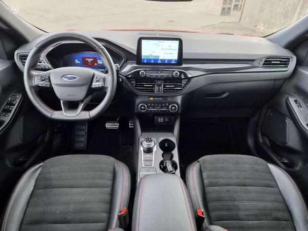 Sarkans Ford Kuga 2021 Mažeikiai, ar dzinēja tilpumu 2.50 L un nobraukumu 108 tūkst. km par 15900 €, foto 10 vietnē AUTOMOTO.COM.LV