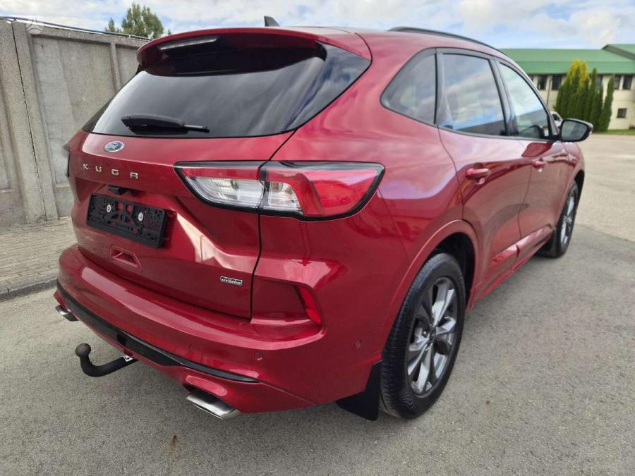 Sarkans Ford Kuga 2021 Mažeikiai, ar dzinēja tilpumu 2.49 L un nobraukumu 108 tūkst. km par 15400 €, foto 4 vietnē AUTOMOTO.COM.LV